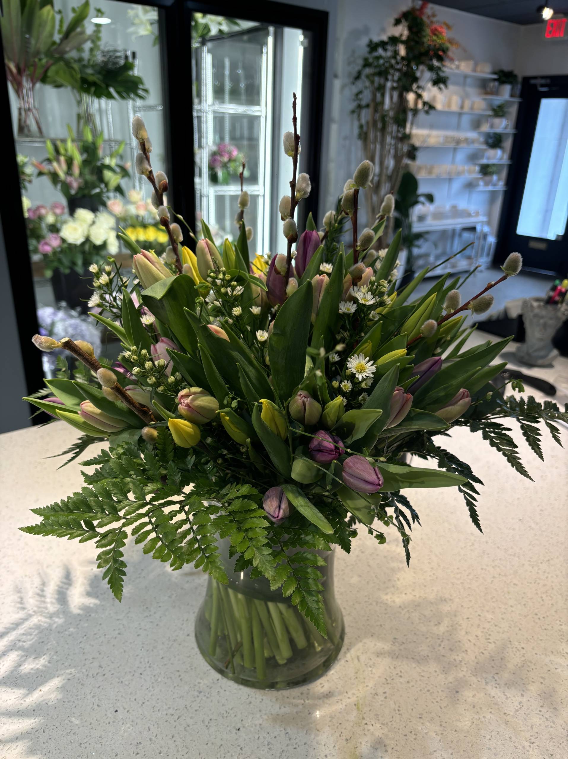 Luxury blooms for Mother's Day - Tulip (4208)